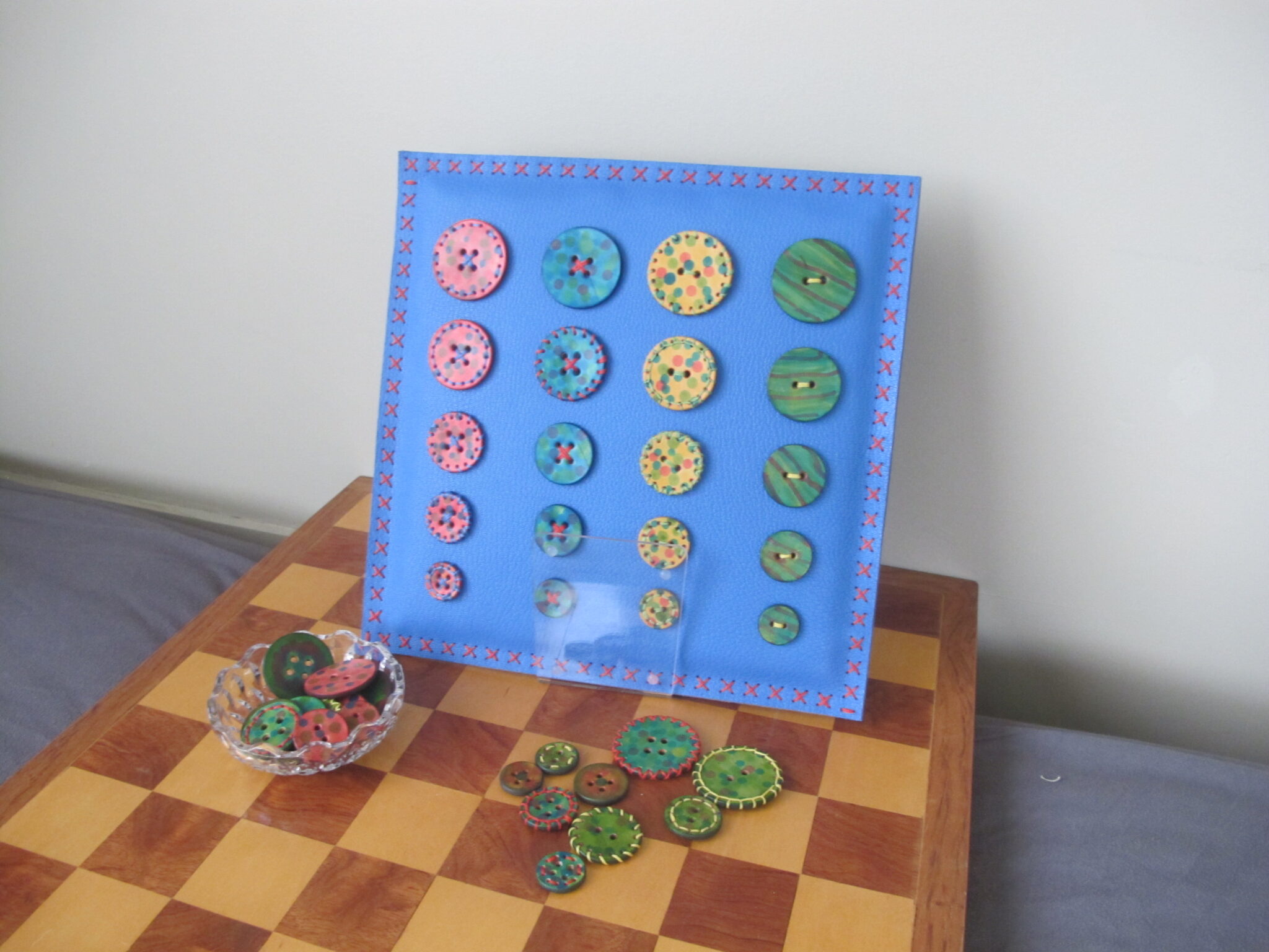 Downloadable Leather Button And Display Stand Pattern - Artisan Hideaway